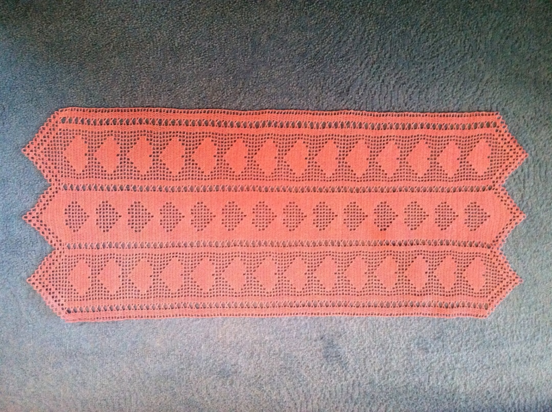 Victorian Hearts Table Runner Centerpiece PDF Pattern Only Not Finished ...