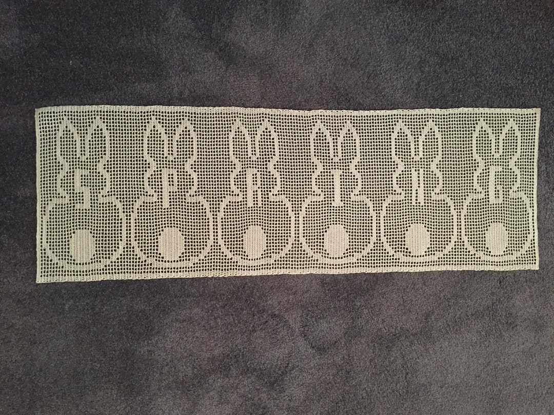 Spring Bunny Table Runner Pattern PDF File - Etsy