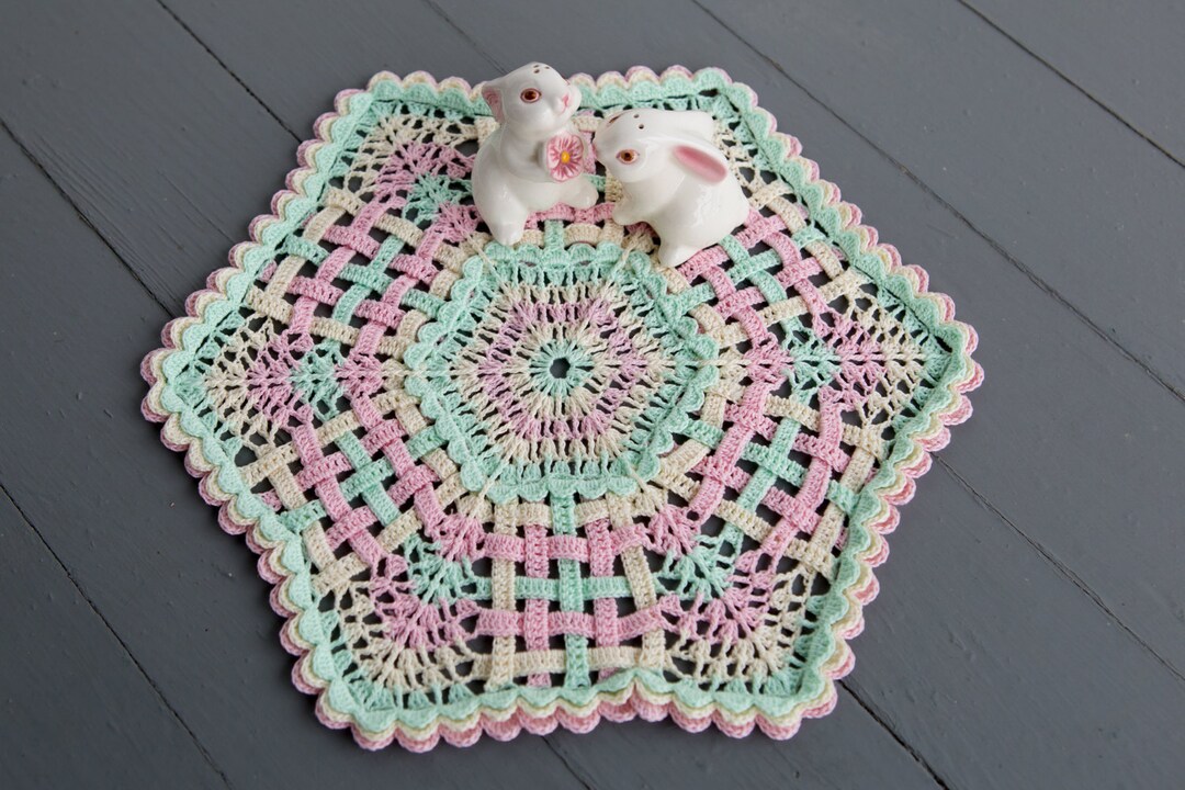 Butter Cream Mints Doily PDF - Etsy