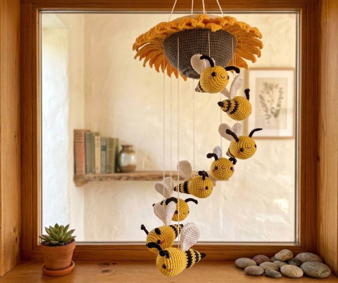 Crochet Bee Mobile - PDF Pattern - Kawaii Handmade Gift, Decor Home ...
