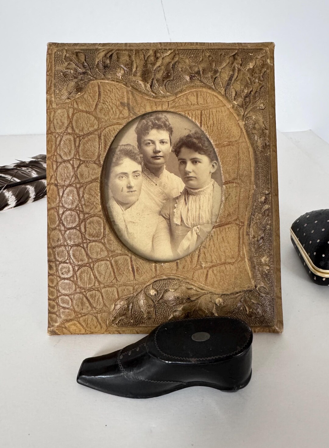 Antique Embossed Picture Frame Photo / Frame Photo - Etsy