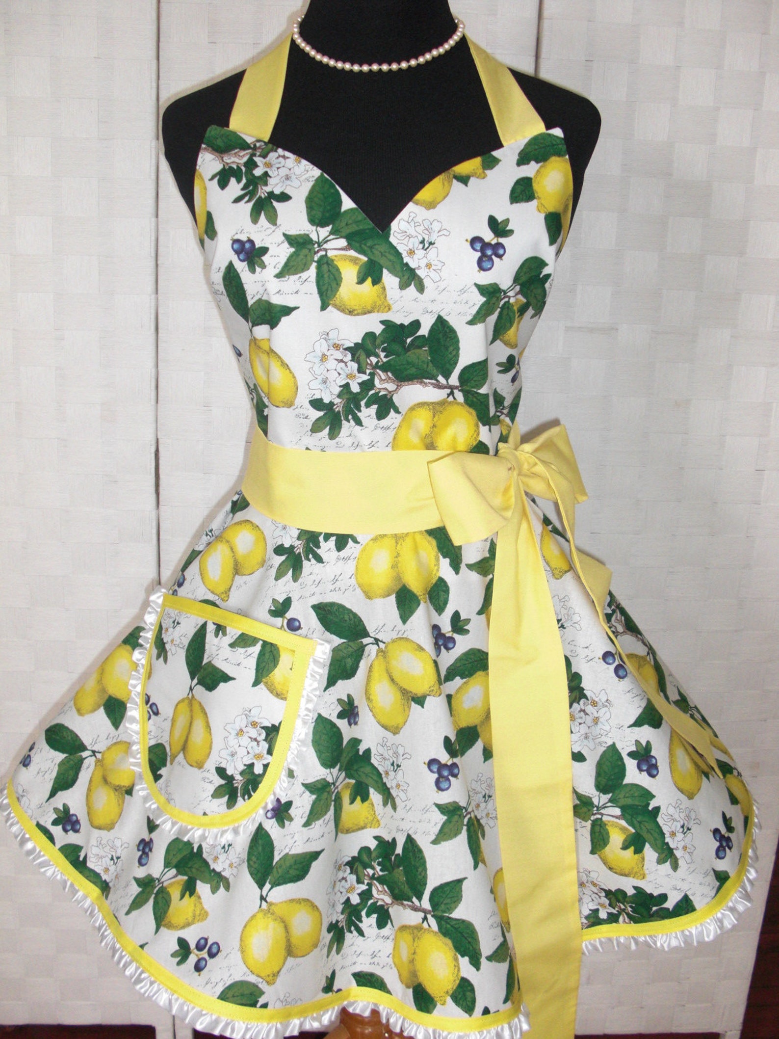 Womens Retro Apron Lemon Apron Lemons Lemons Lemons - Etsy