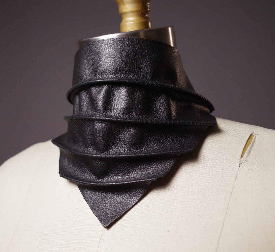 Handmade Leather Scarf Bandana: Twisted Unisex Choker Necklace - Etsy