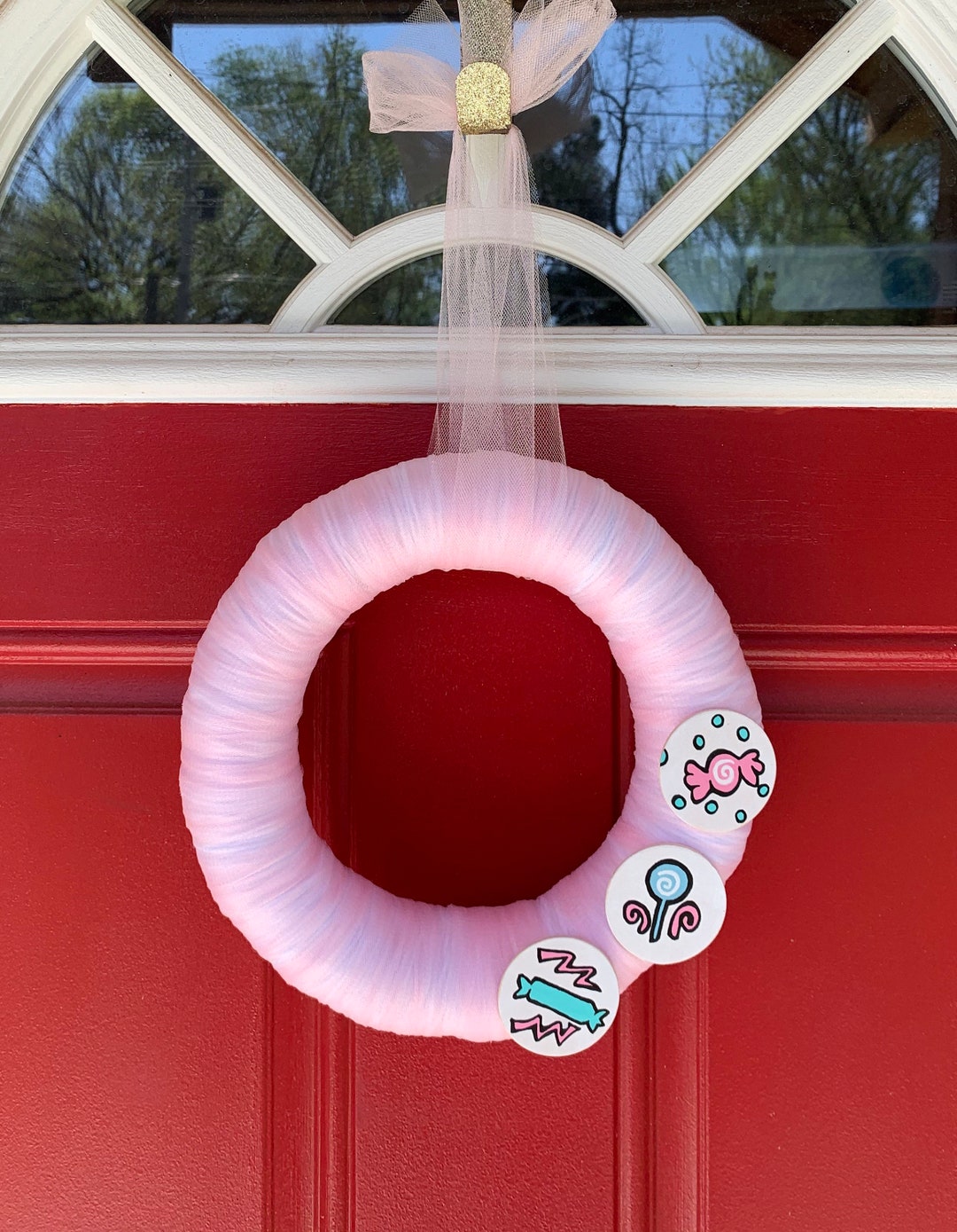 Handgemachte rosa Pfefferminz Candy Sucker Kranz weißes Garn bemaltes ...