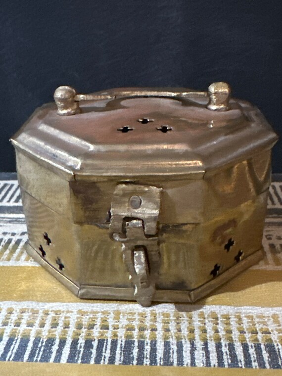 Vintage Brass Cricket Box - Etsy