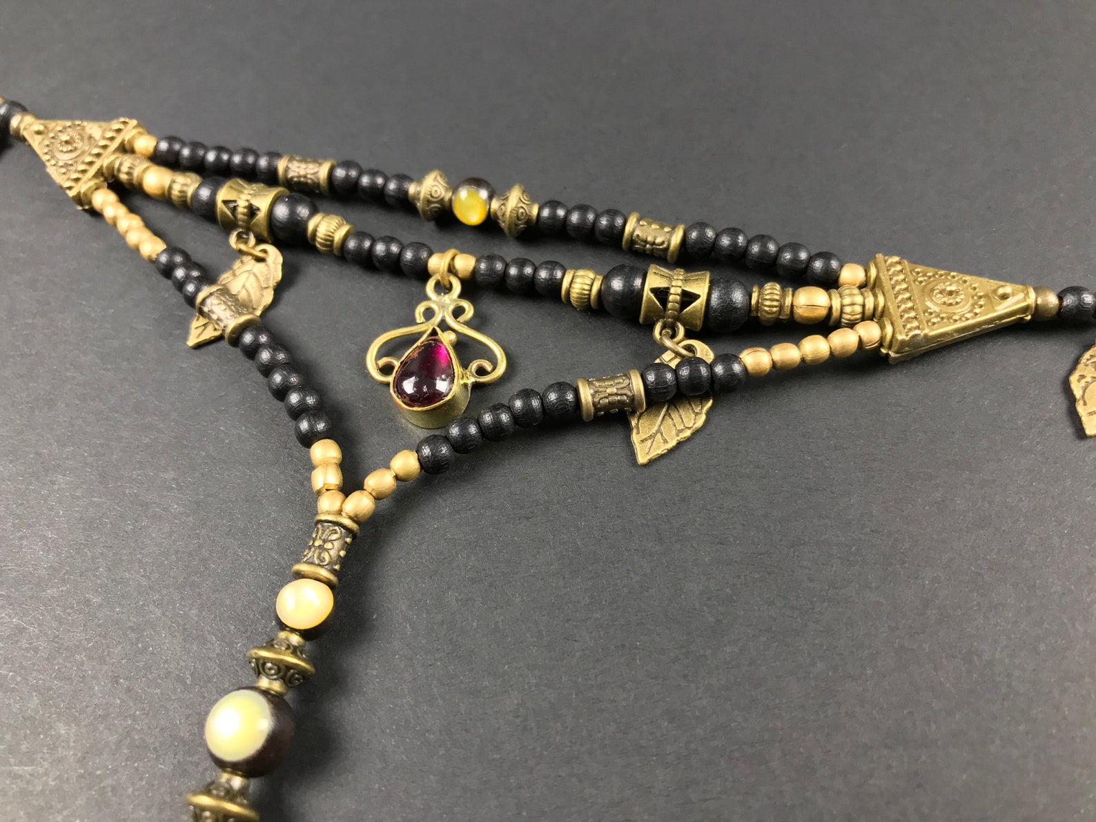 Red Garnet Black Beaded Finger Bracelet | Etsy