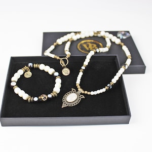 The Harlo Troca Shell Men's Necklace & Bracelet Set - Etsy