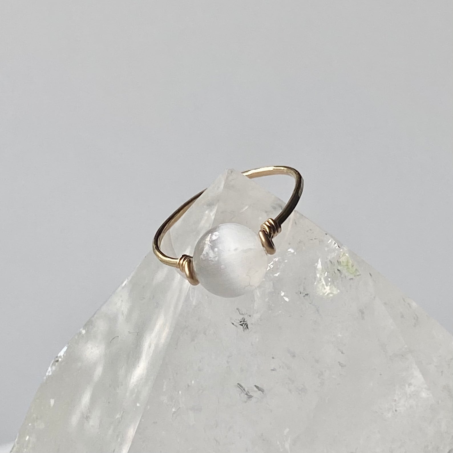 Gemstone Ring Birthstone Ring Selenite Hammered Gold - Etsy