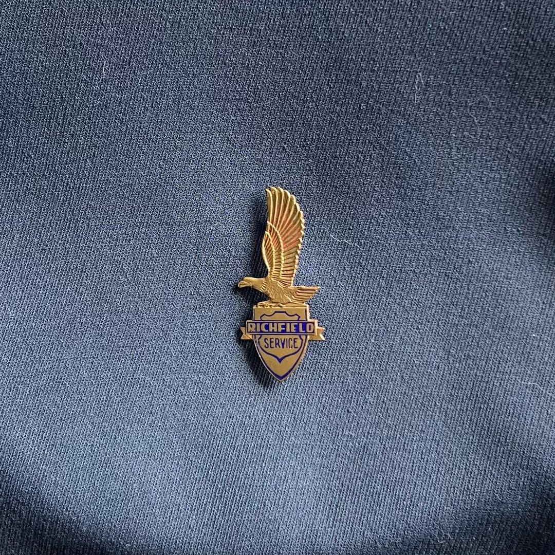 Original Richfield Gasoline Service Station Attendant Cloisonné Pin ...