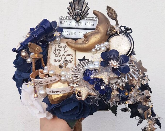 MaddisonRocks - Maddison Rocks Floral Sculpture - Etsy UK