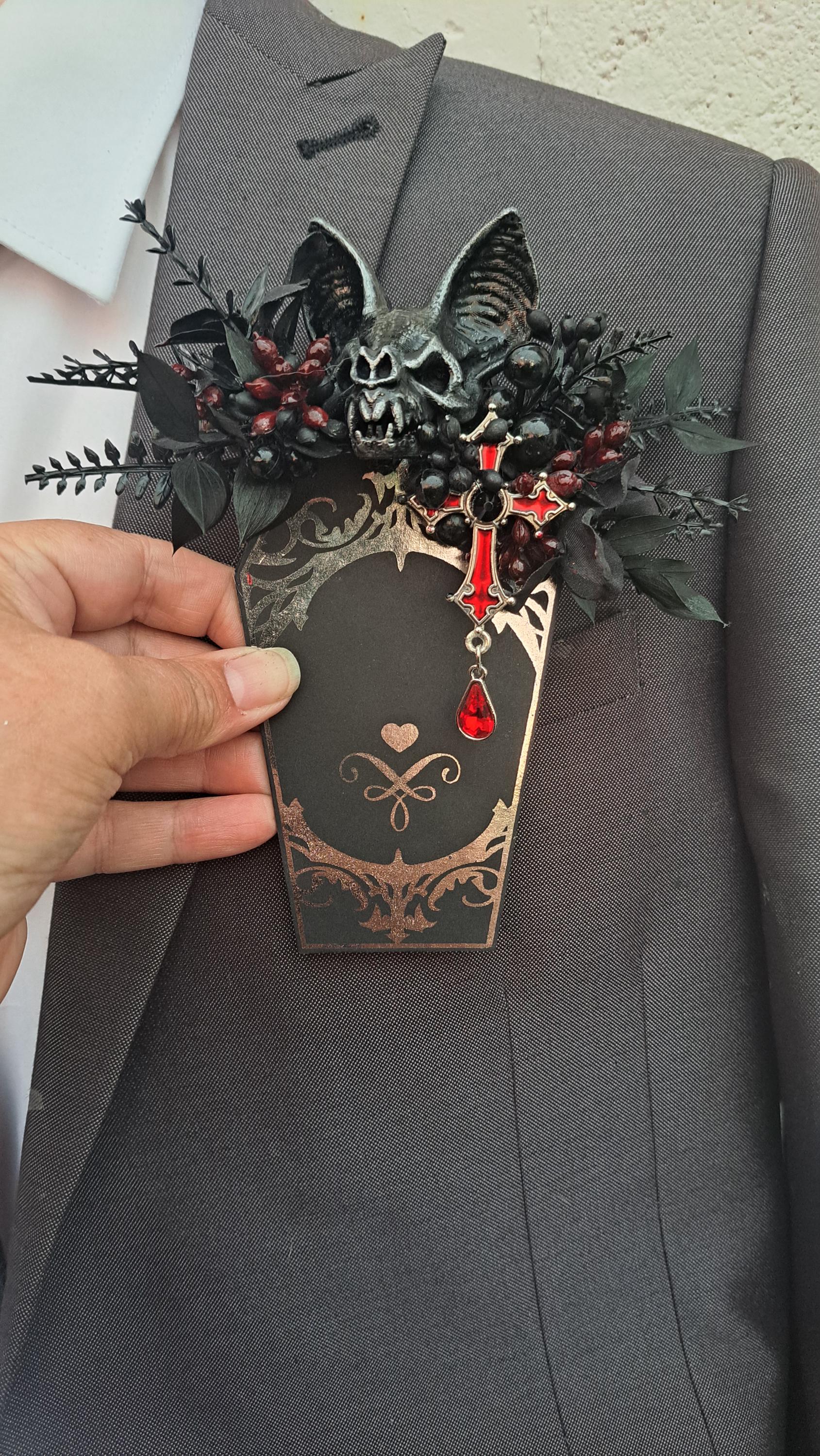 X1 Gothic Vampire Bat Skull Floral Coffin Pocket Square Boutonnière ...