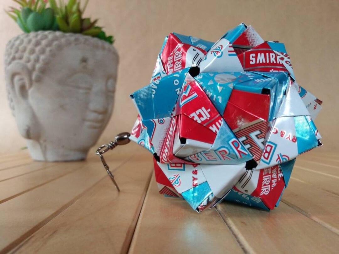 Origami Can Art, Hand-folded From Recycled SMIRNOFF SELTZER Red White ...