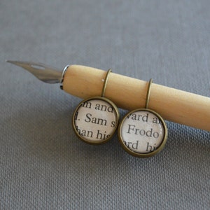 Frodo and Sam Character Earrings - Etsy