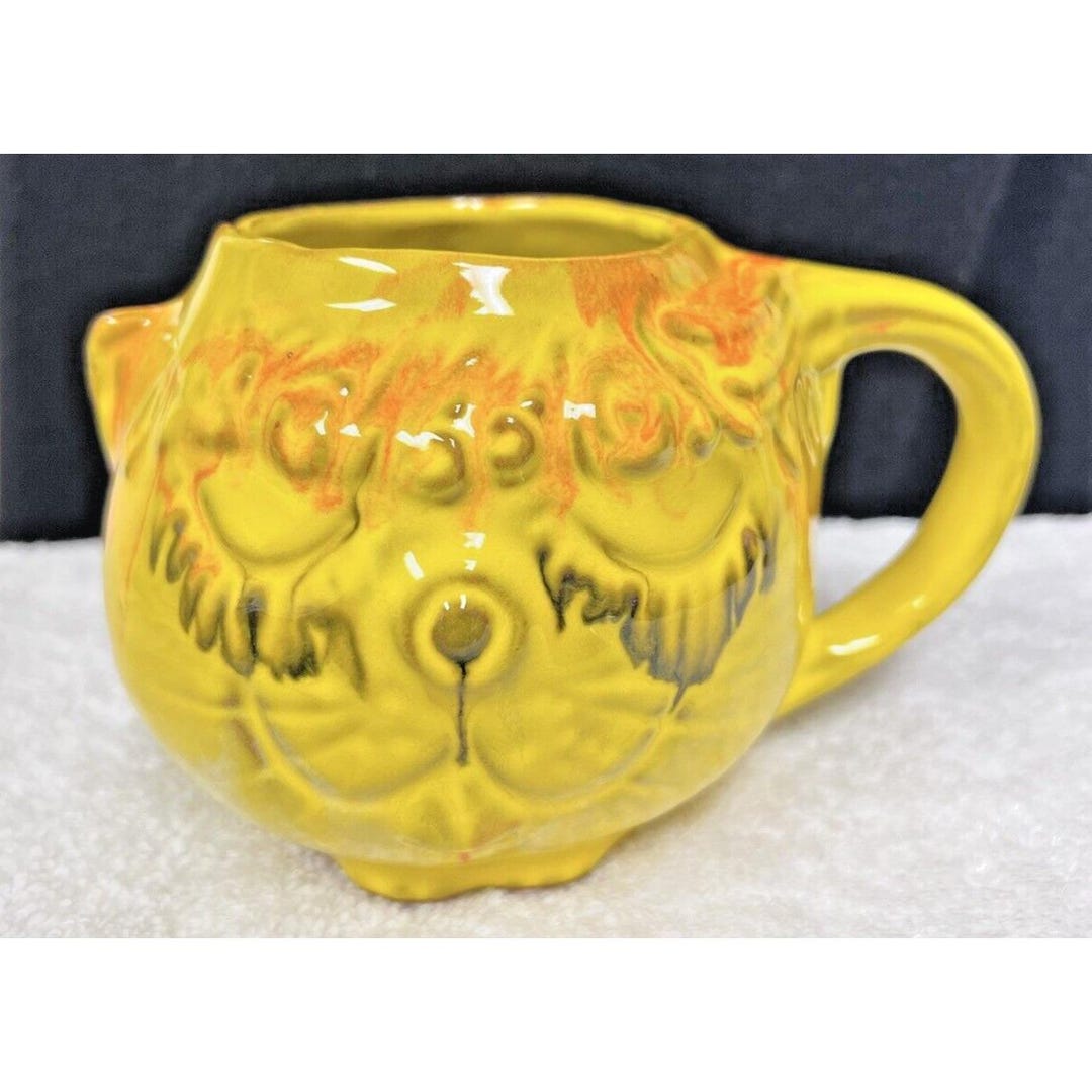 Bennett Welsh Pacific Stoneware Yellow Orange Drip Glaze Cat Sleeping ...