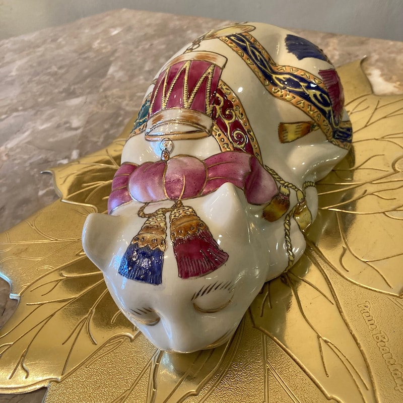 Chinese Cat Figurine - Etsy