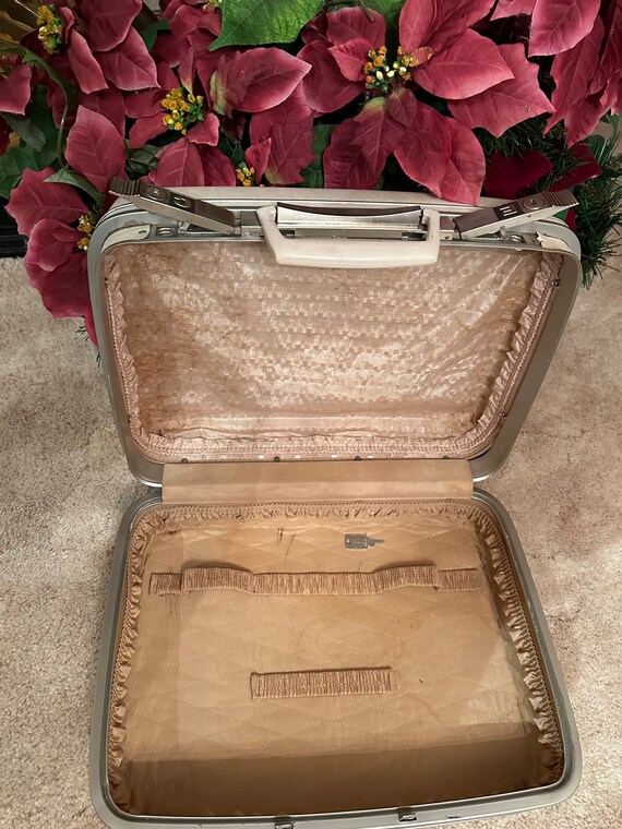 Samsonite Carry On With Key - Gem