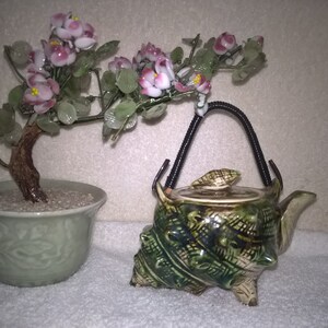 Majolica Conch Shell Teapot - Etsy
