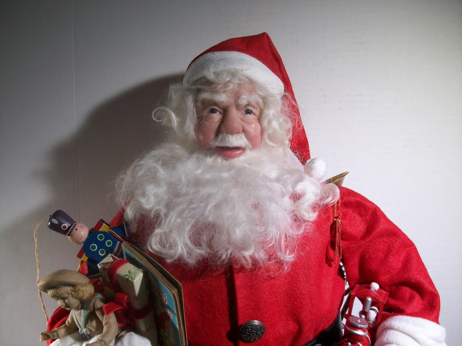 Handmade Santa Claus Figurine: Polymer Clay Face, Sheep Wool Beard - Etsy