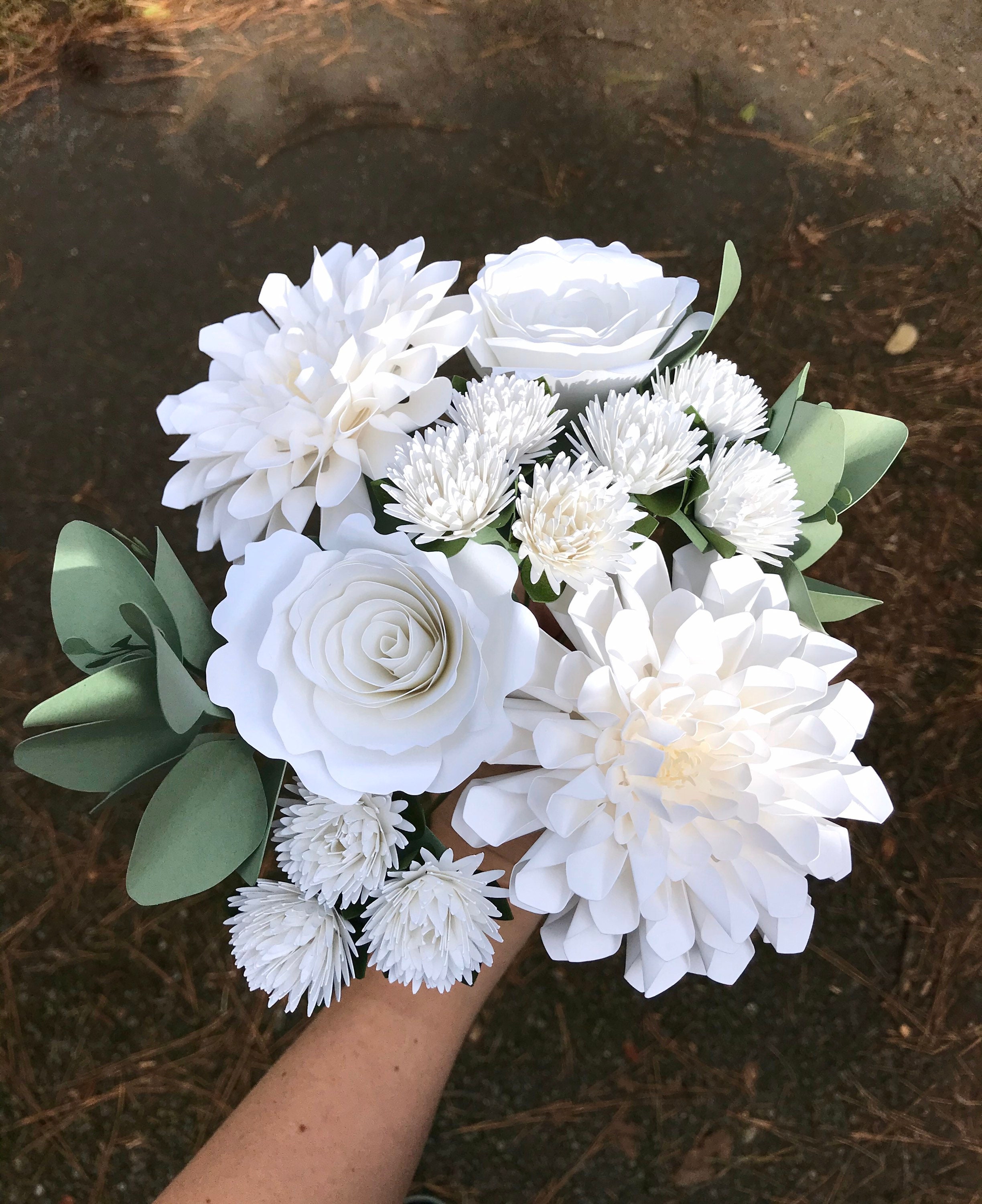 White Paper Flower Bouquet, White Paper Dahlia Flowers, Paper Seeded ...
