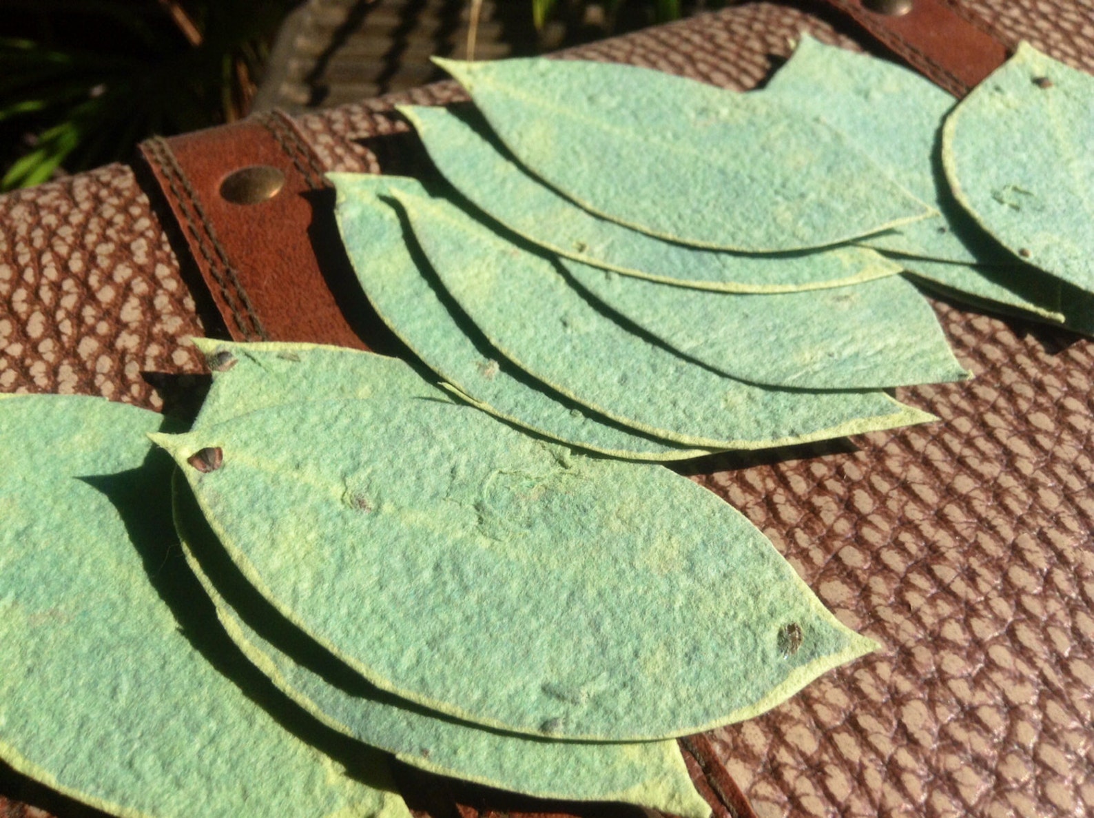 50 Wildflower Seeded Handmade Paper Leaf Favors - Etsy