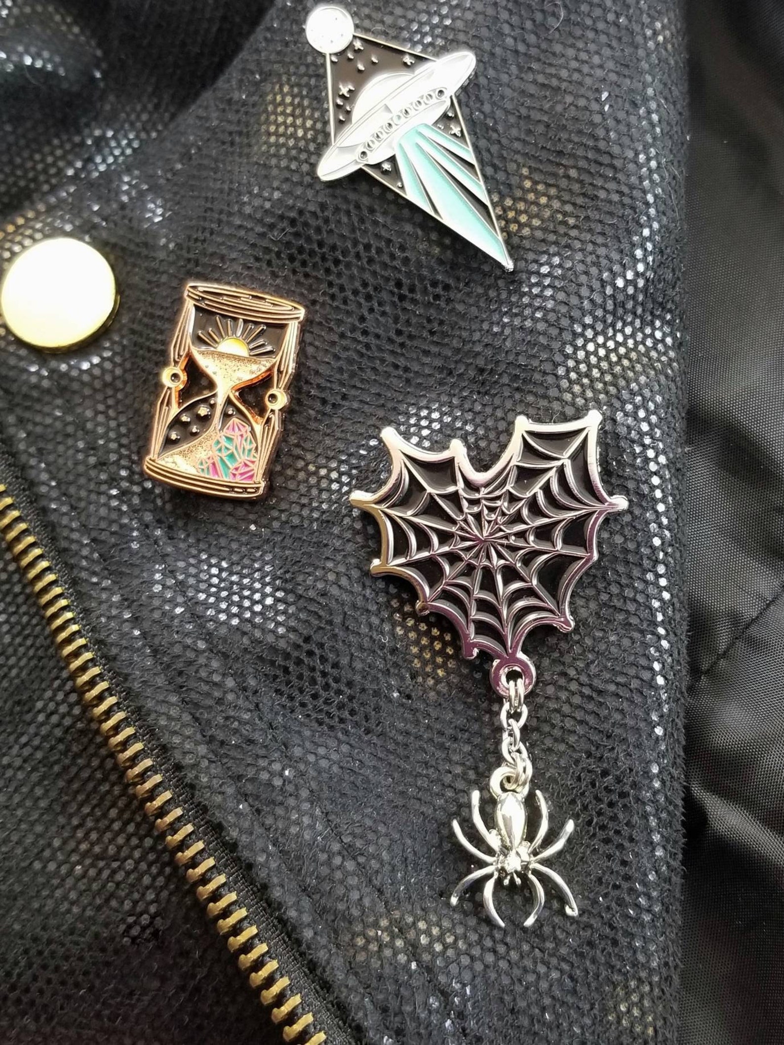 SPIDERWEB ENAMEL PIN, Spider Pin, Web Pin, Spider Web Pin, Horror Pin ...