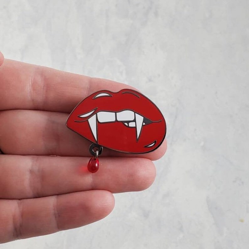 VAMPIRE LIPS PIN Vampire Pin Horror Pin Lips Pin Vampire - Etsy