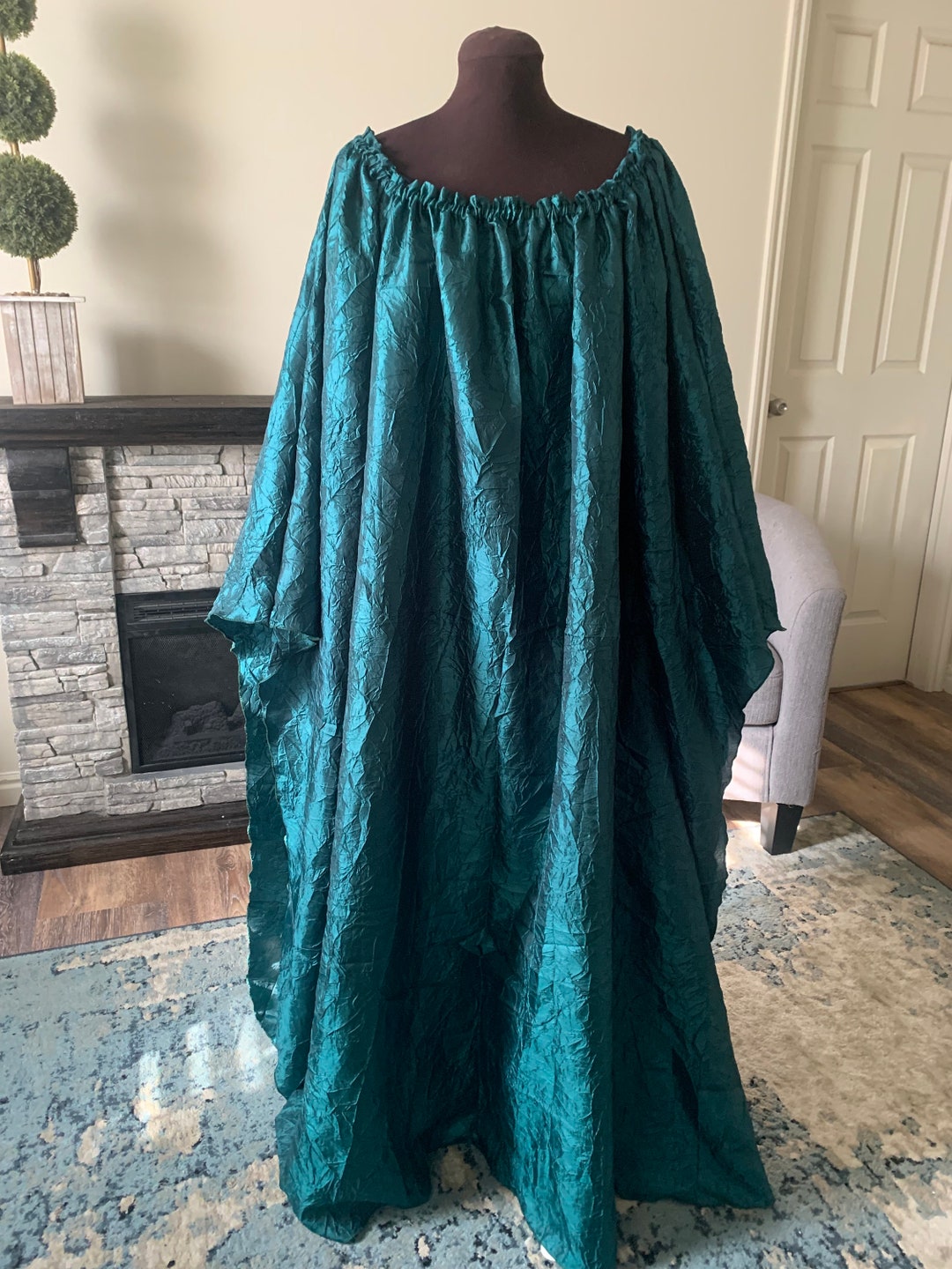 Hunter Green Wedding Witch Ceremony Gown Renaissance Robe Angel Chemise ...