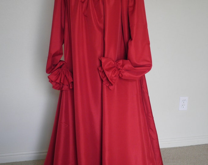 Full-length Beautiful Chemise Renaissance Under Dress Colors Available ...