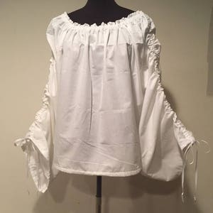 Blouse-length Beautiful Irish Scottish Leine Chemise Renaissance ...