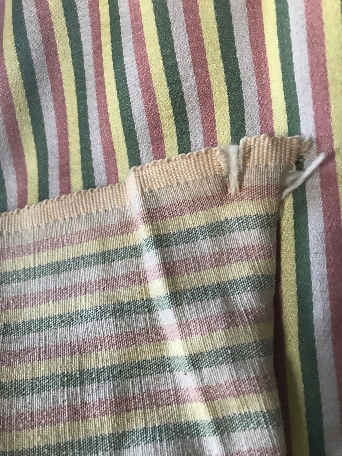 Vintage Fabric Remnant / Upholstery Remnant/ Upholstery - Etsy