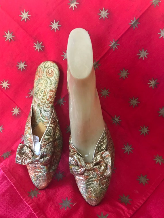 Vintage Lounging Slippers • 1950’s Gold Lame Patterne… - Gem