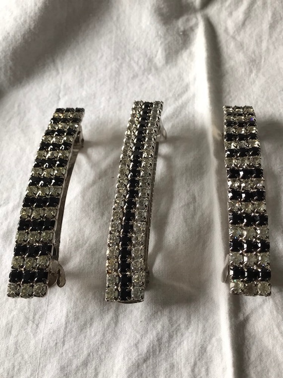 Vintage Rhinestone Barrette / Black with Clear Rhines… - Gem