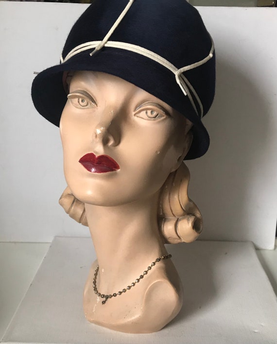 Women's Hat • 1970’s Mod Stye Hat • Authentic 70’s Mo… - Gem