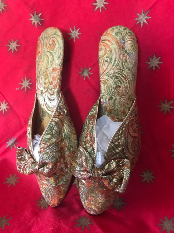 Vintage Lounging Slippers • 1950’s Gold Lame Patterne… - Gem