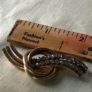 Lustern Costume Jewelry / 1940's Art Deco Pin and Earring Set / Louis ...