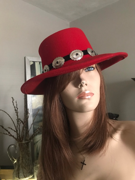 vintage red hat society - Gem