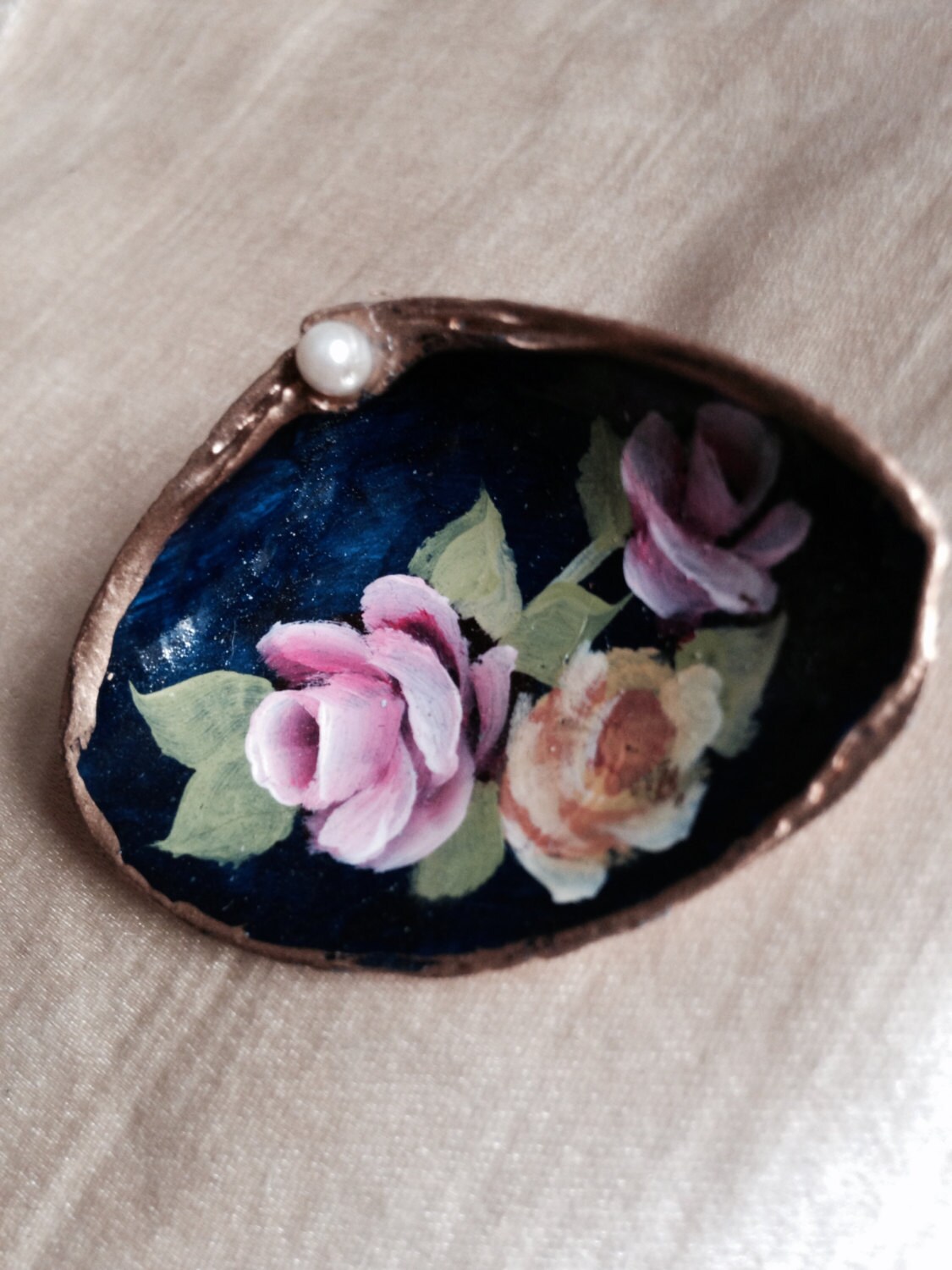 Hand Painted Hand Crafted Vintage Seashell Pins / Shabby Chic - Etsy