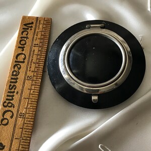 Vintage Catalin-bakelite Cosmetic Compact / Art Deco Catlin Compact ...