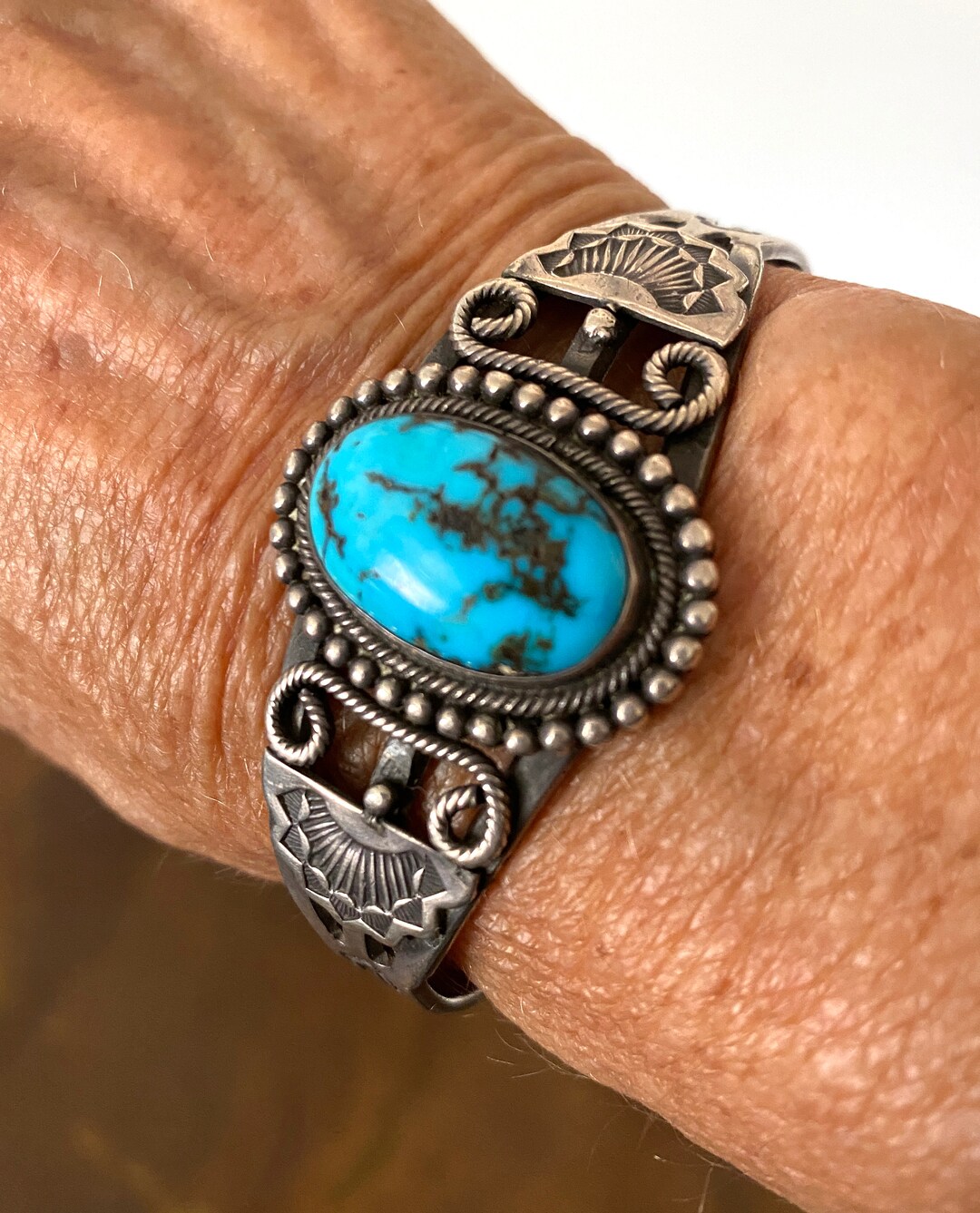 Single Stone Bisbee Turquoise and Silver Bracelet Cuff - Etsy