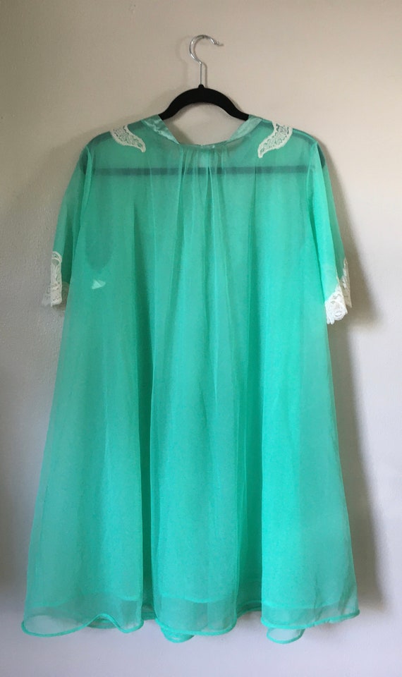 Vintage 1960s Lingerie Robe Flowing Pastel Green Holl… - Gem