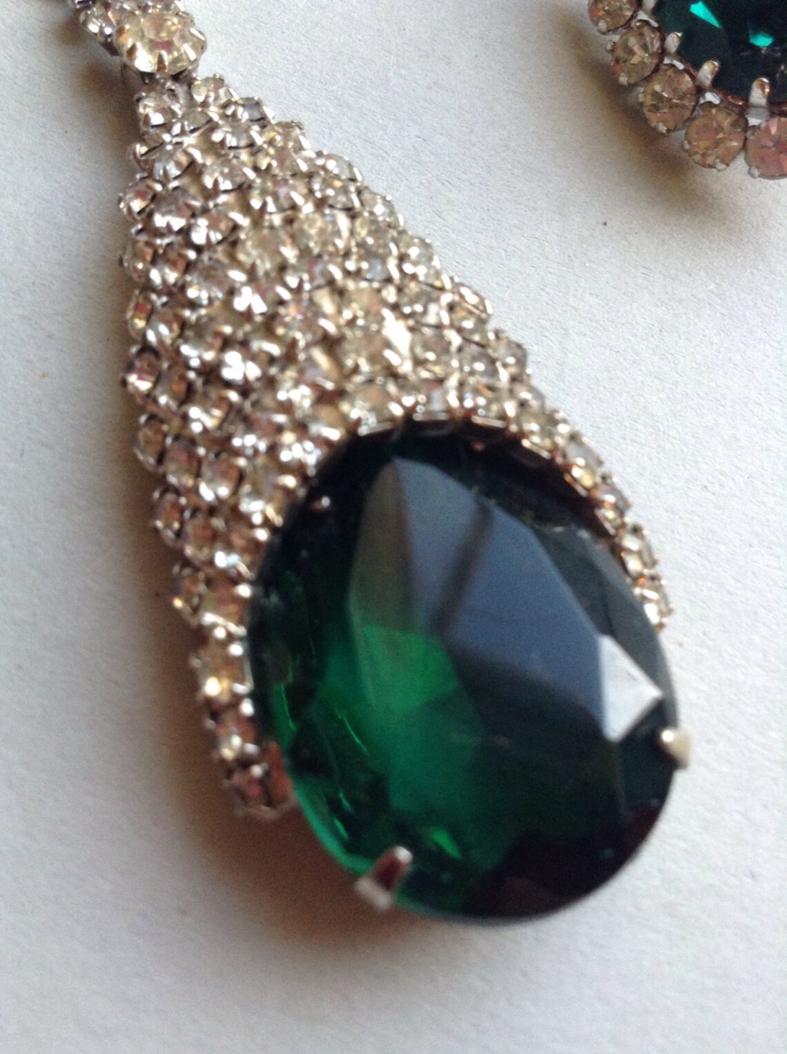 Gorgeous Emerald and Rhinestone Necklace and Earrings Set - Etsy