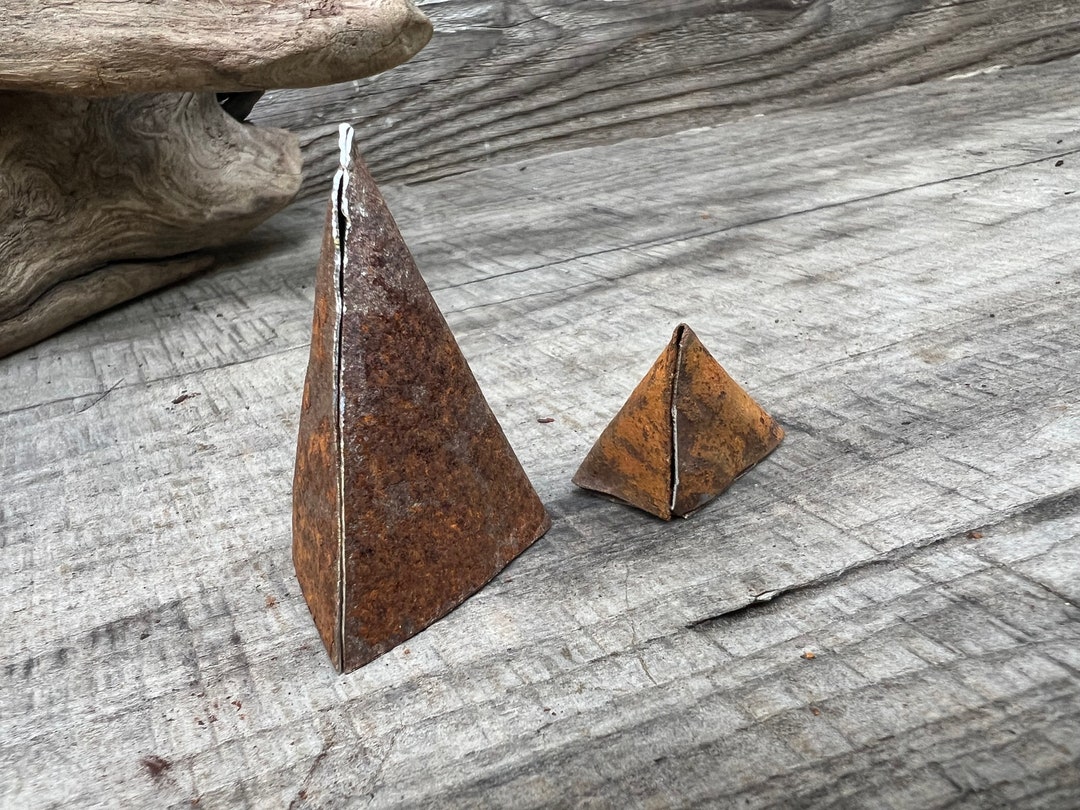 Small Rusty Metal Pieces, Rusty Shapes, Art Supplies , Salvaged Metal ...