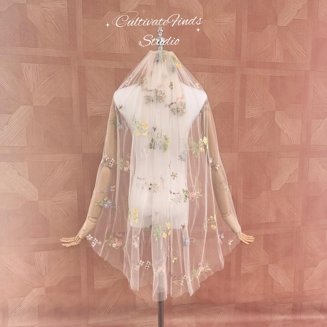 Botanical Flower Bridal Wedding Veil, Embroidered Flower Veil With Comb ...