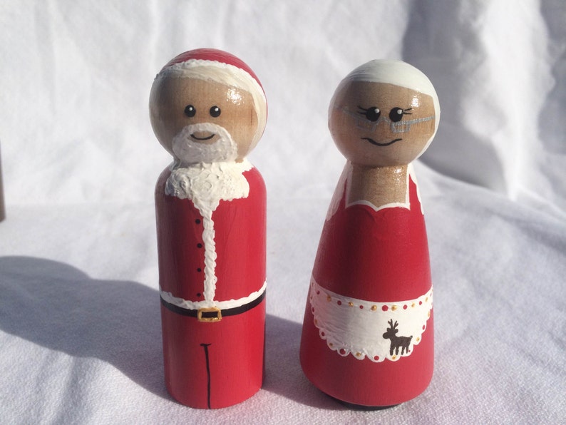 Christmas Themed Hand Painted Wooden Peg People, Santa Claus ~ Mrs ...
