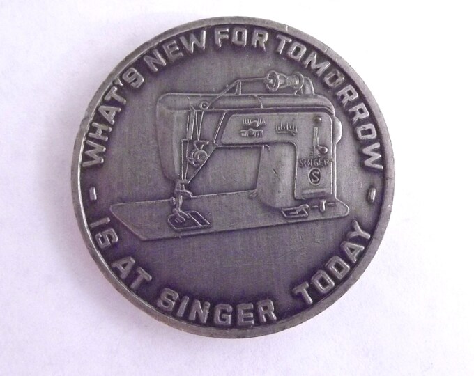 1964 1965 Worlds Fair Collectible Singer Sewing Machine Token Silver ...