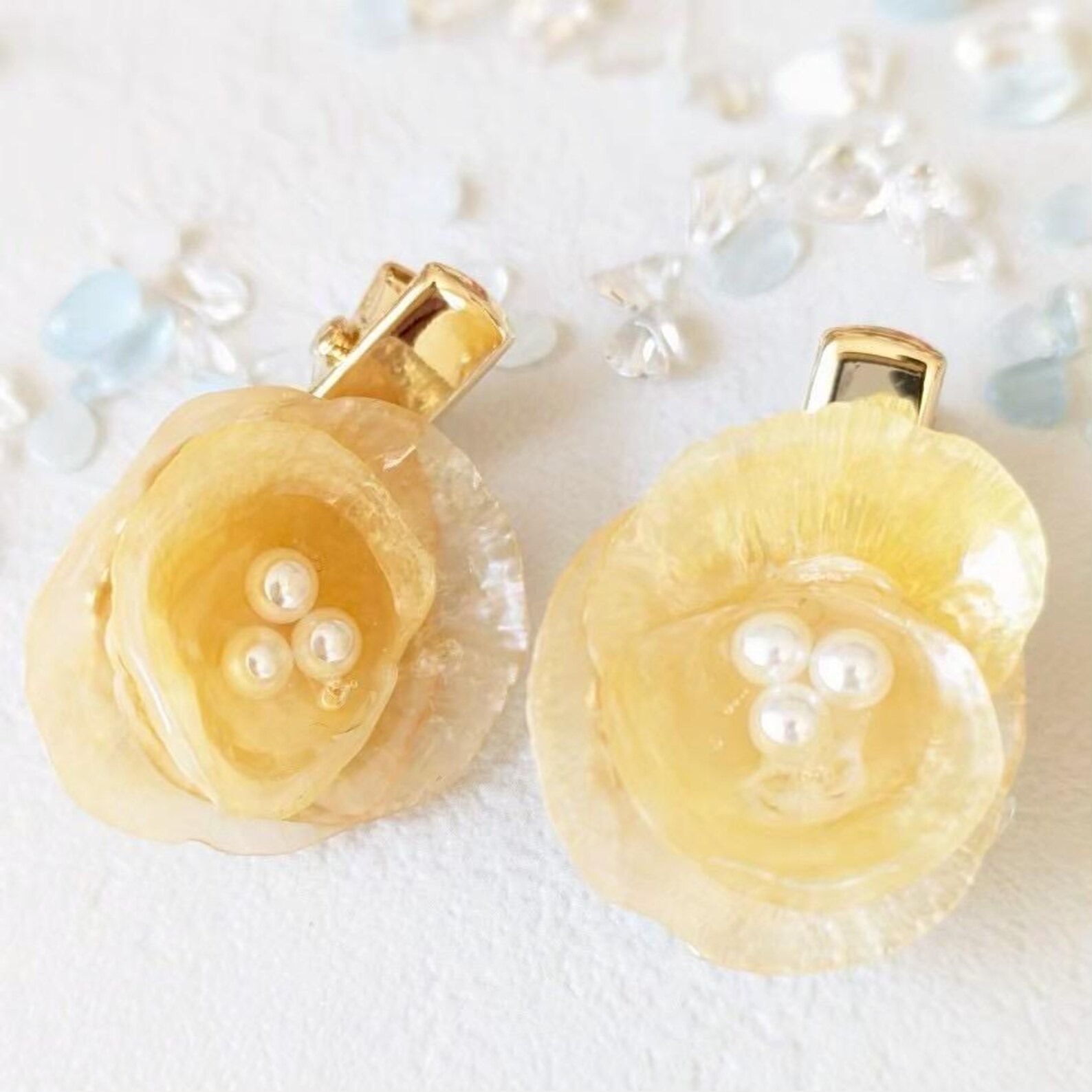 Genuine Shell Flower Hair Clips, Yellow Floral Hairpin, Antique Style ...
