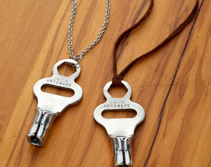 Retro Jet Set Metal Roller Skates, Retro Metal Roller Skates, Antique ...