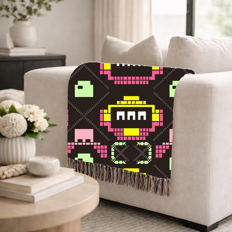 Pixel Robot Arcade Blanket | 1980s Game Character Throw Décor - Etsy