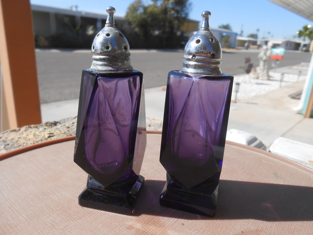 Dark Purple Salt and Pepper Set - Etsy