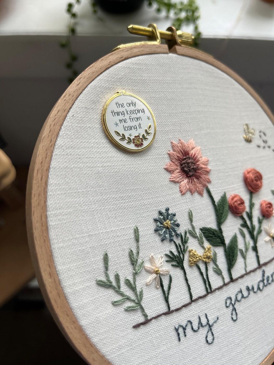 Needle Minder | Gold Enamel Magnetic Needle Minder - Etsy